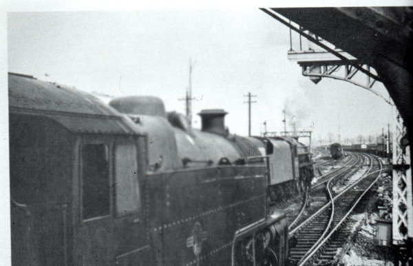 Woodford Station ~ GCR - File Book 010 | Woodford Halse Archive